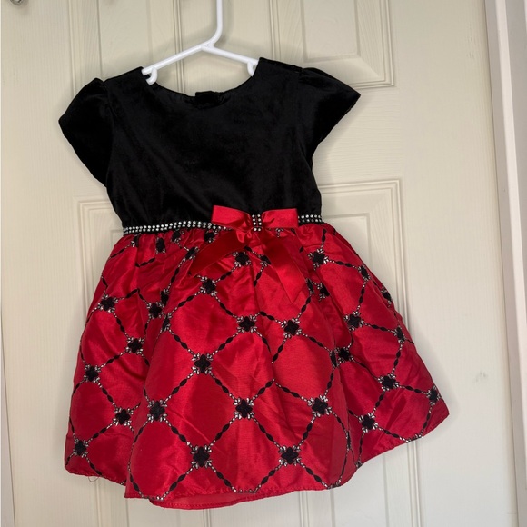 Youngland | Dresses | Youngland Toddler 2t Black And Red Dress With Bow ...